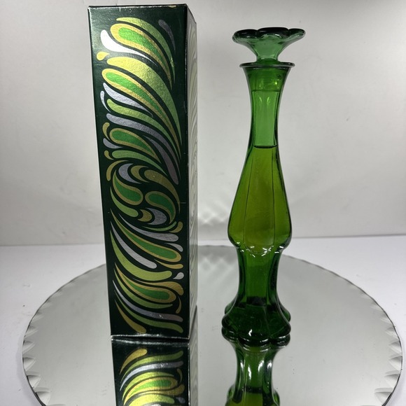 Avon | Accents | Avon Emerald Green Bud Vase Unforgettable Cologne Vintage 7s New In Box Flower ...